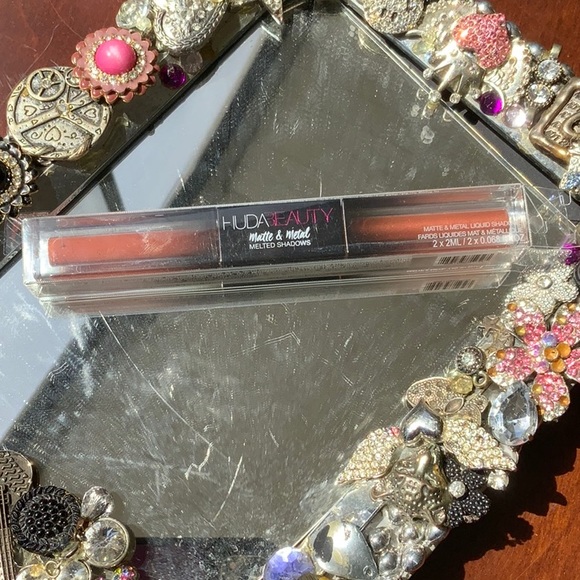 HUDA BEAUTY | Makeup | New In Box Huda Beauty Matte Metal Melted Double ...